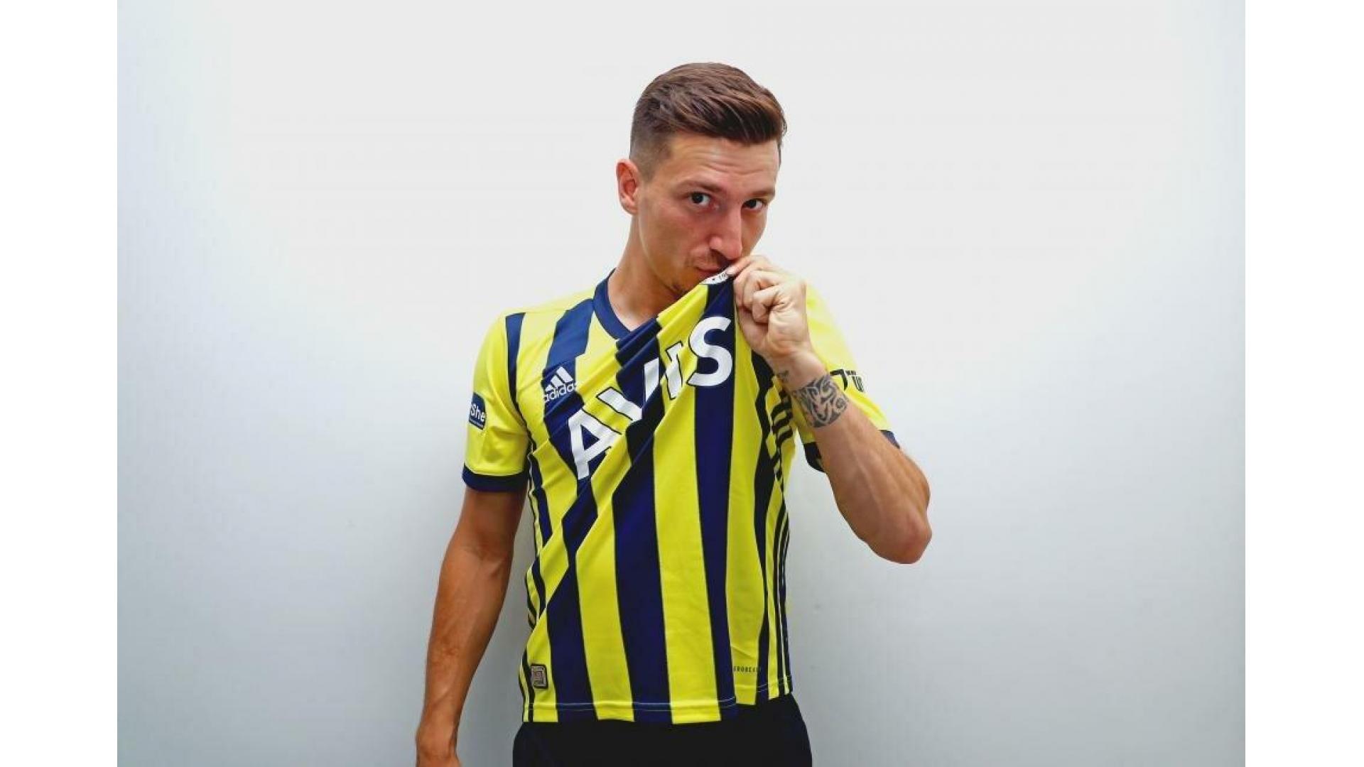 MERT HAKAN YANDAŞ'TAN AÇIKLAMALAR - Mert Hakan Yandaş: "İyi ki ...