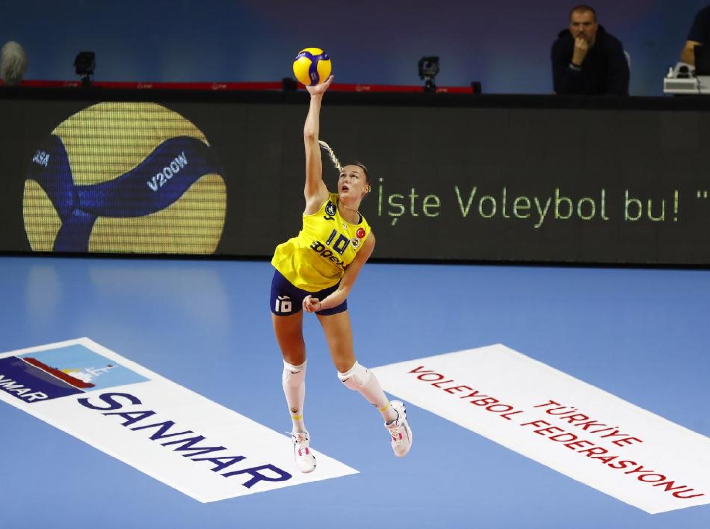 ARINA'DAN AÇIKLAMALAR - Arina Fedorovtseva: "Türkler bana evlenme ...