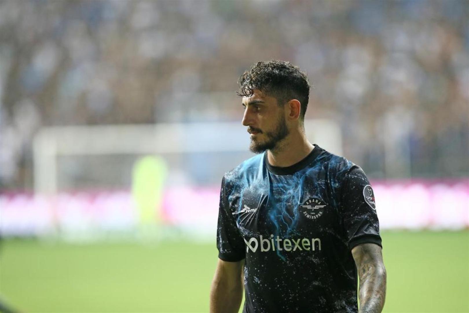 FENERBAHÇE'DEN YILIN ÇALIMI - Fenerbahçe'den yılın çalımı: Samet Akaydın