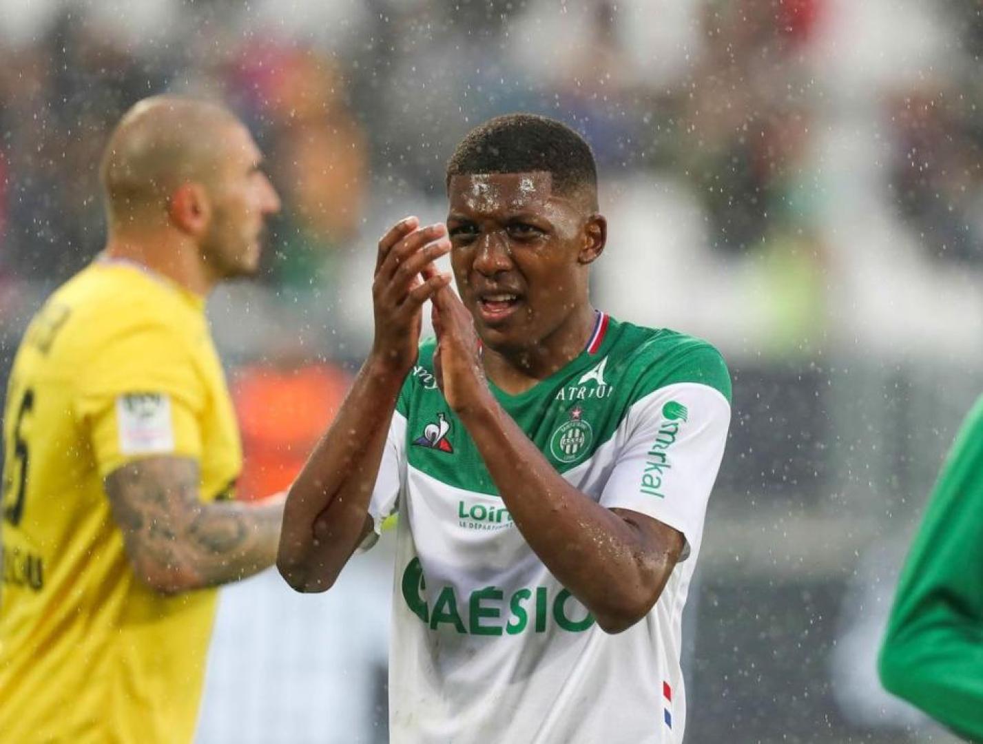 ÖNEMLİ TAKIMLAR İLGİLENİYOR - Fenerbahçe'nin yeni orta saha hedefi