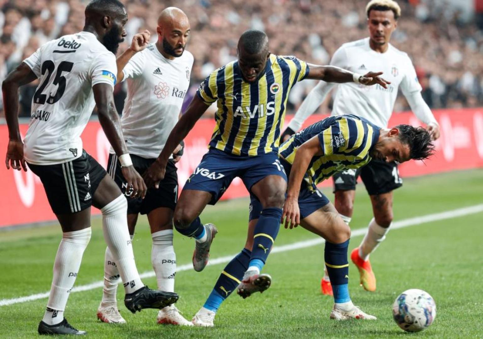 UĞUR MELEKE'DEN YORUMLAR - Uğur Meleke: "Trent De Bruyne'lerin derbisi!"