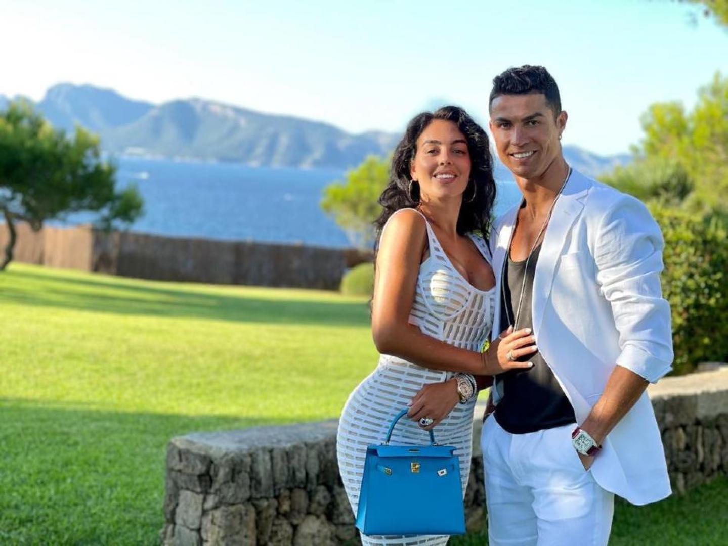 SON HAREKETİYLE ŞAŞIRTTI - Georgina Rodriguez'in yasalarla başı dertte!
