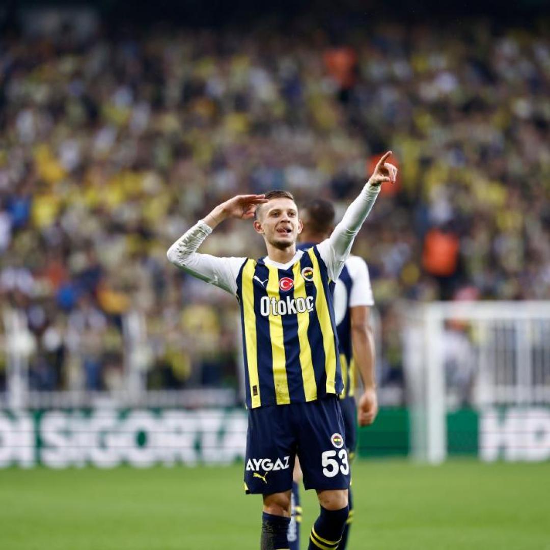 SZYMANSKİ: "BUNA BEN DE İNANAMADIM" - Sebastian Szymanski: "Buna ben de inanamadım"