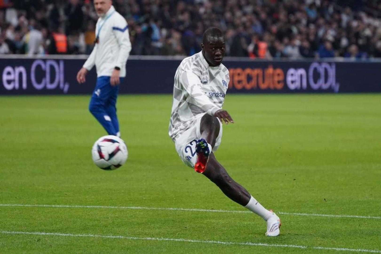 4 AY FUTBOLDAN MEN EDİLMİŞTİ - Fenerbahçe hedef Pape Gueye