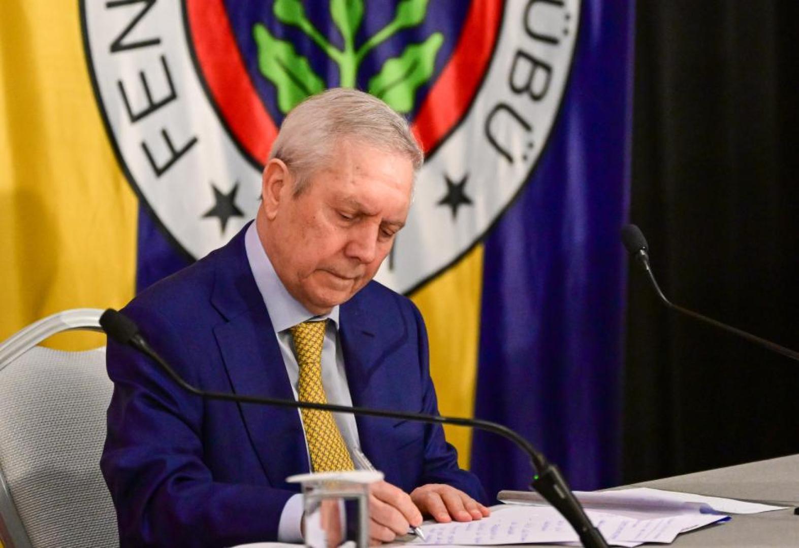 AZİZ YILDIRIM'IN AÇIKLAMALARI - Aziz Yıldırım: "Fenerbahçe'nin itibarı ...