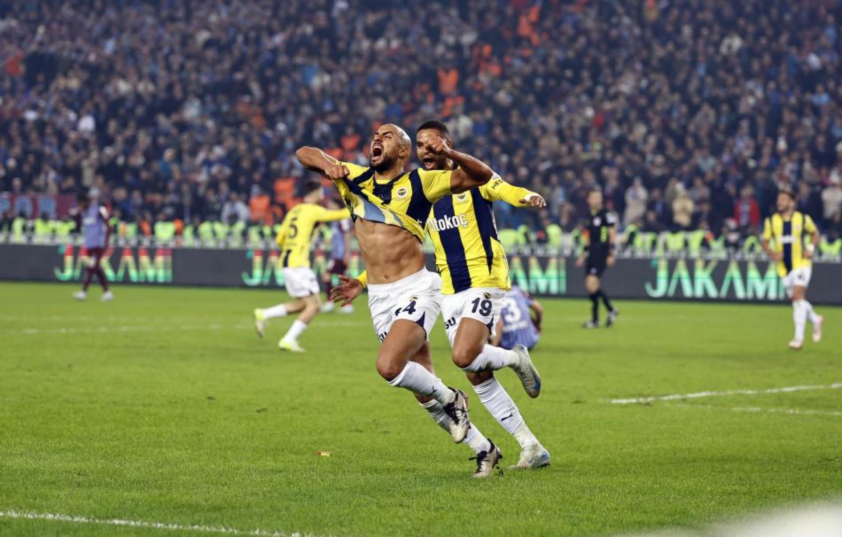 FENERBAHÇE'DE DIŞ SAHA KARNESİ - Fenerbahçe'de deplasman serisi!